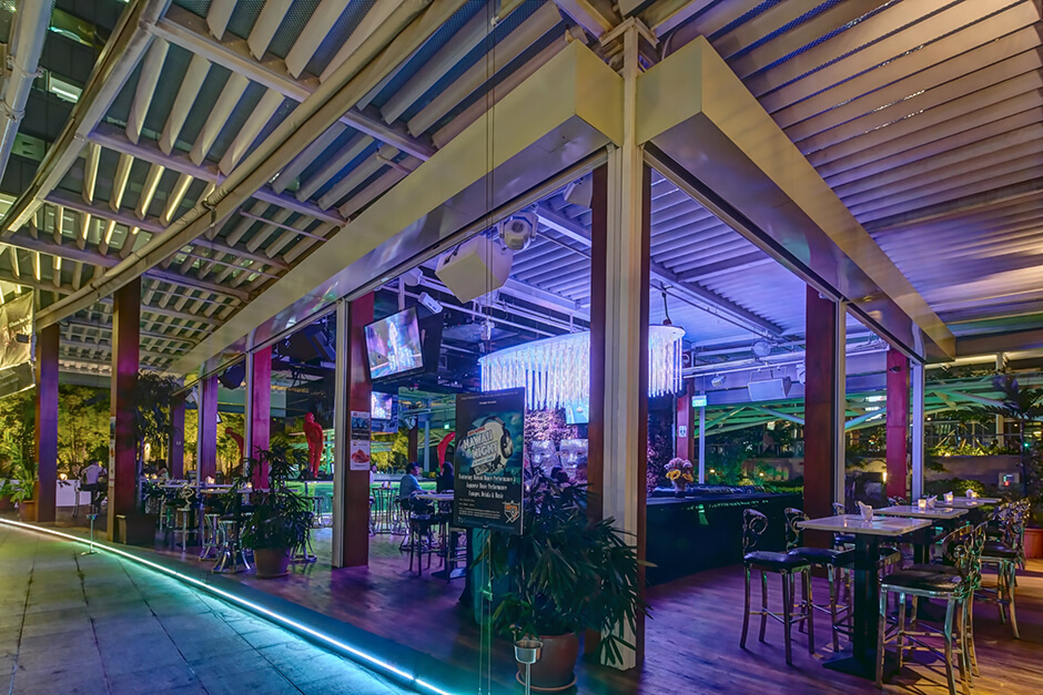 Sky Garden - Suntec City